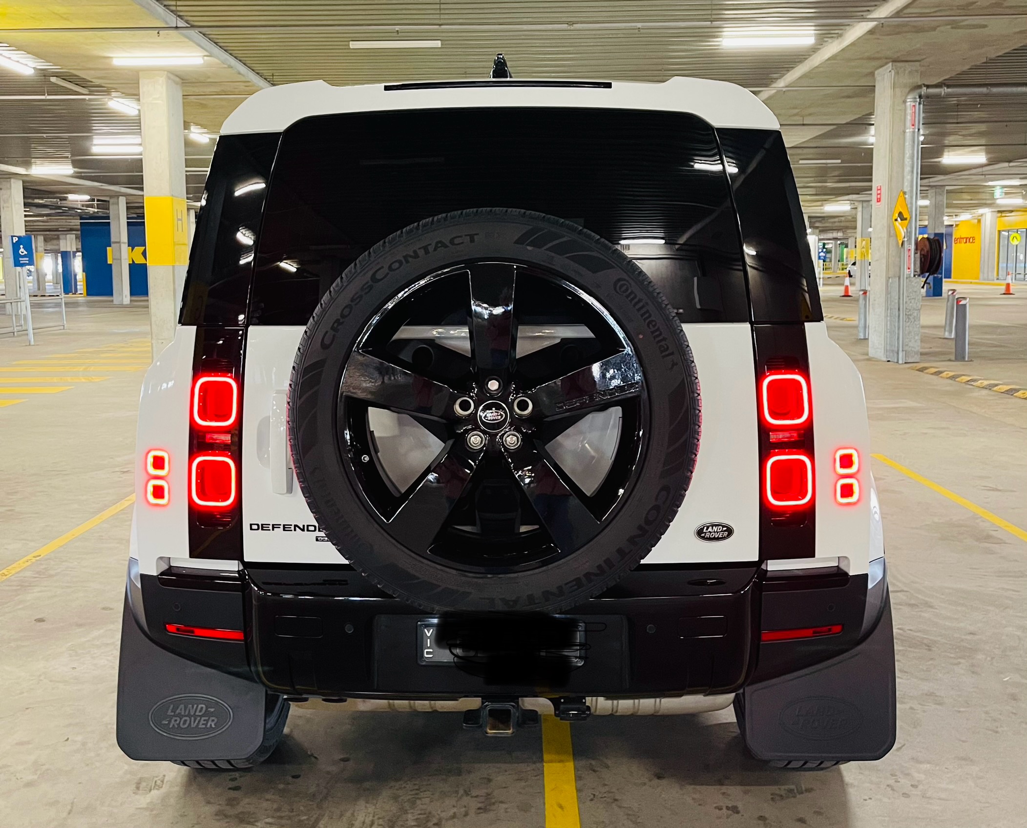 Luxurious and Stylish: 2021 Land Rover Defender